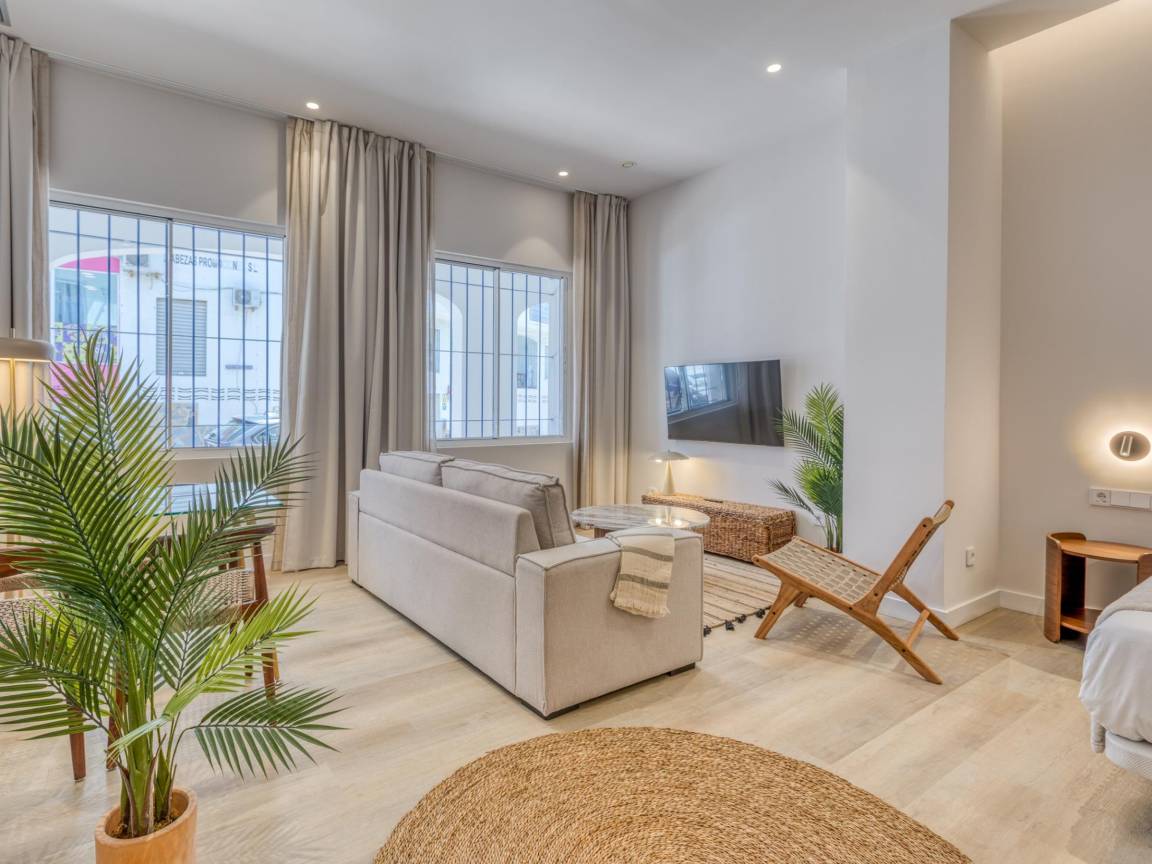 45 M² Studio Flat ∙ 1 Bedroom ∙ 4 Guests - Estepona