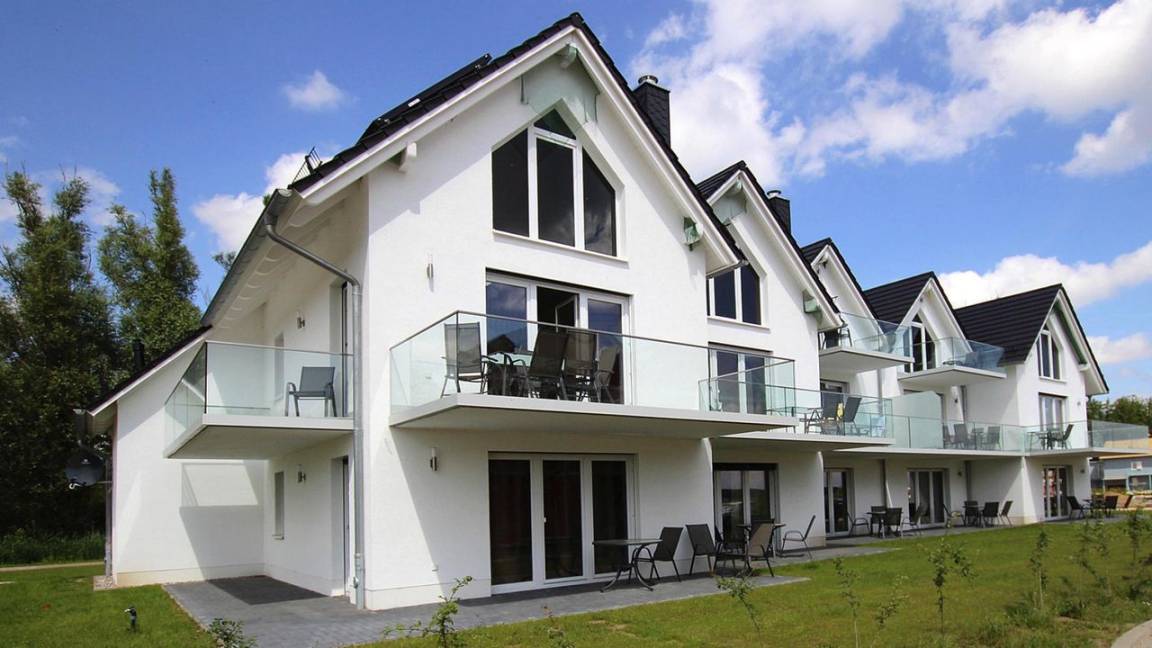 149 M² Ferienhaus ∙ 4 Schlafzimmer ∙ 12 Gäste - Plau am See