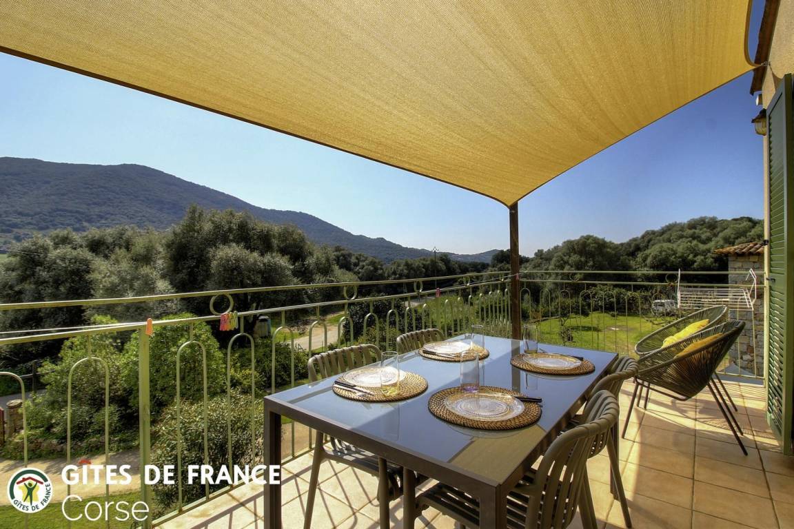 66 M² Gîte ∙ 2 Chambres ∙ 4 Personnes - Corse