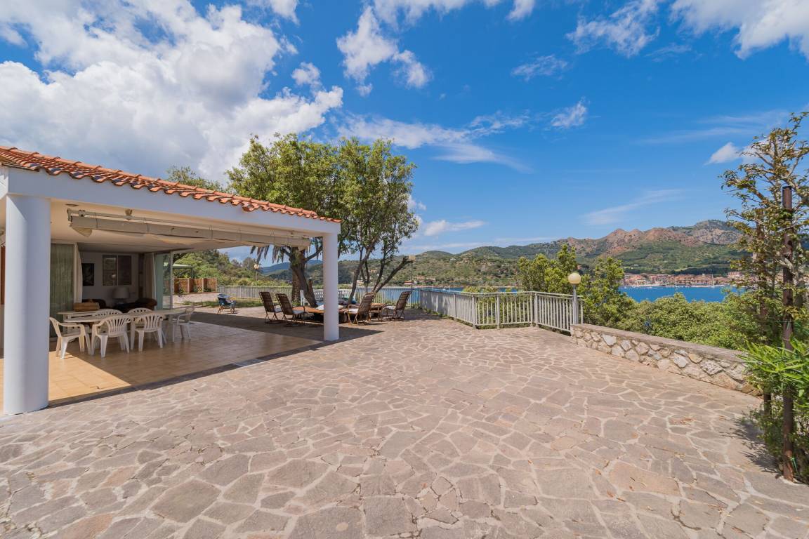 400 M² Villa ∙ 9 Bedrooms ∙ 9 Guests - Elba