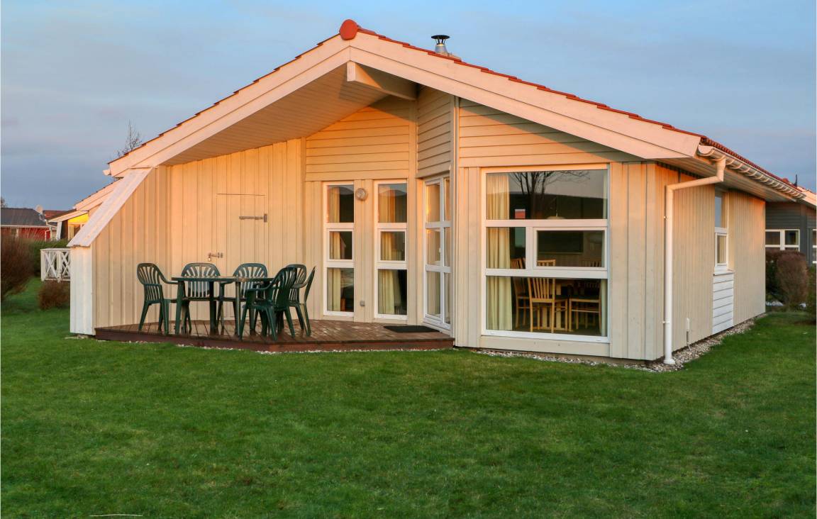 64 M² Ferienhaus ∙ 2 Schlafzimmer ∙ 4 Gäste - Friedrichskoog