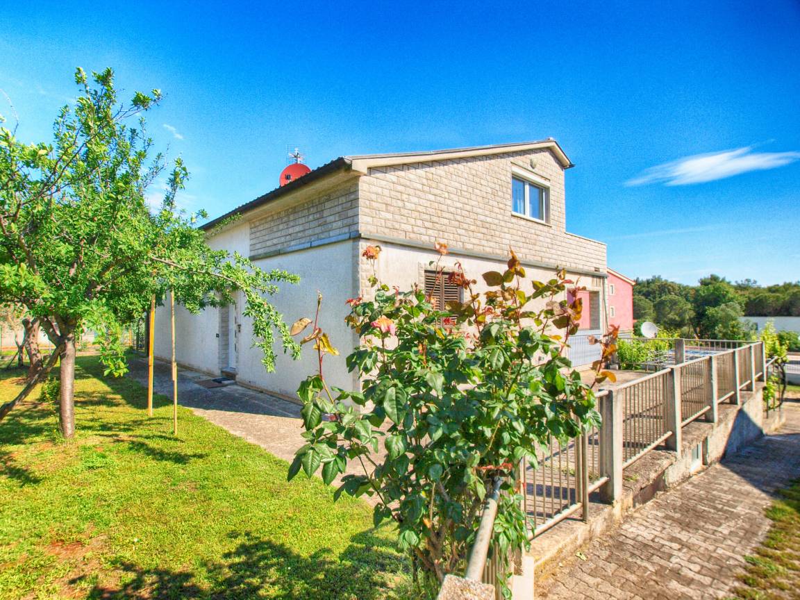 90 M² Appartement ∙ 2 Chambres ∙ 4 Personnes - Medulin