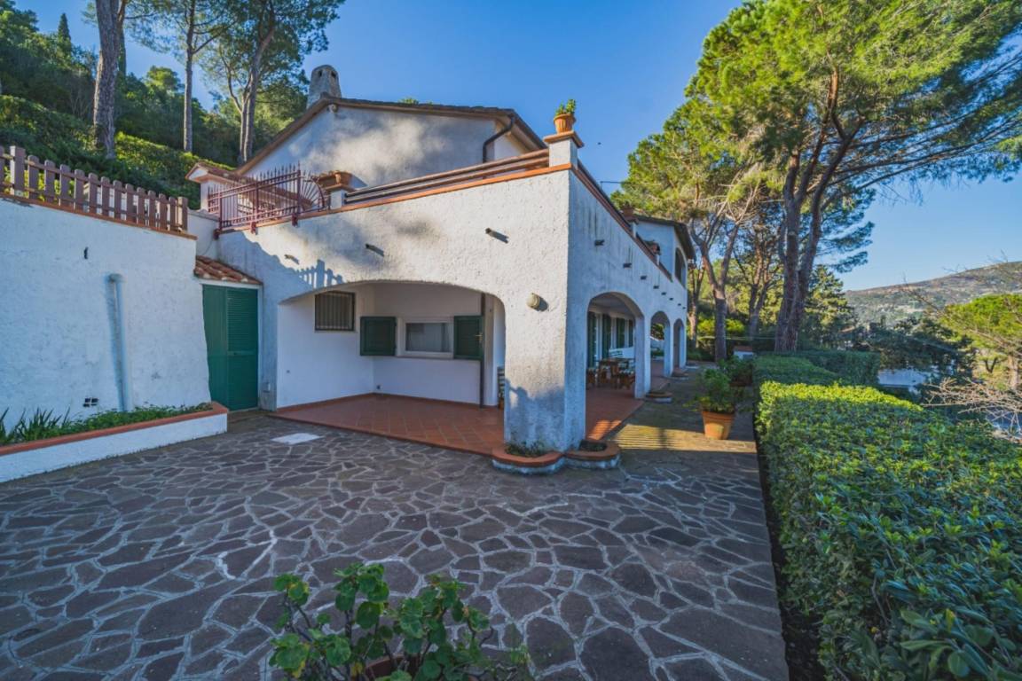 100 M² Villa ∙ 3 Bedrooms ∙ 8 Guests - Marciana Marina