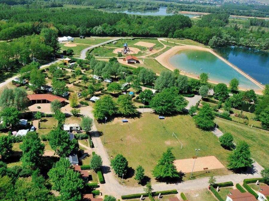 19 M² Tente ∙ 2 Chambres ∙ 4 Personnes - Mâcon