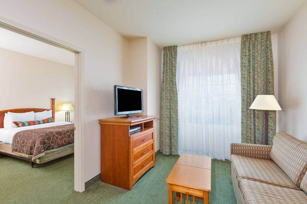 192 M² Hotel ∙ 1 Bedroom ∙ 2 Guests - Brownsville, TX
