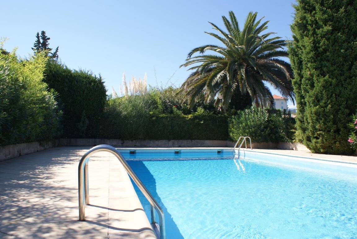 60 M² Huis ∙ 2 Slaapkamers ∙ 4 Gasten - Saint-Tropez