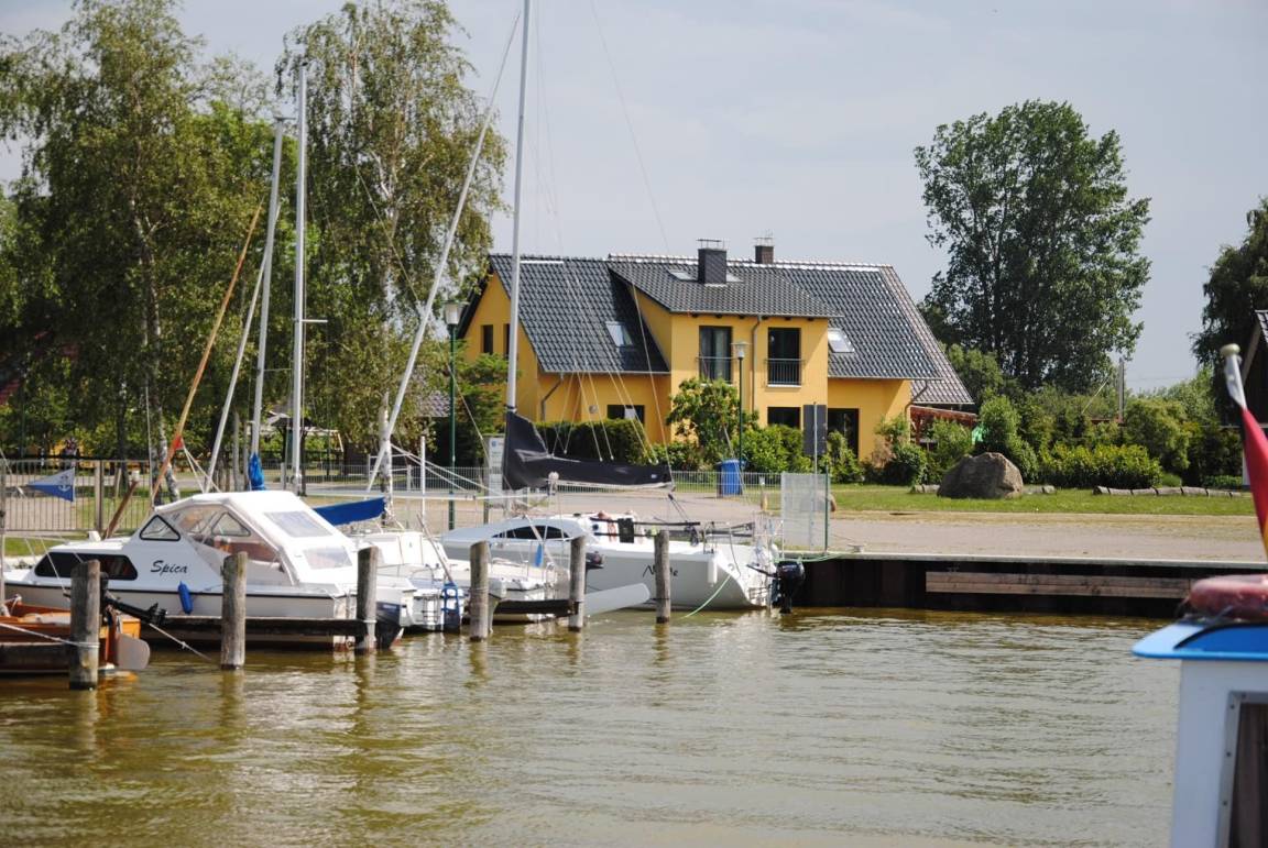 85 M² Ferienhaus ∙ 3 Schlafzimmer ∙ 6 Gäste - Ribnitz-Damgarten