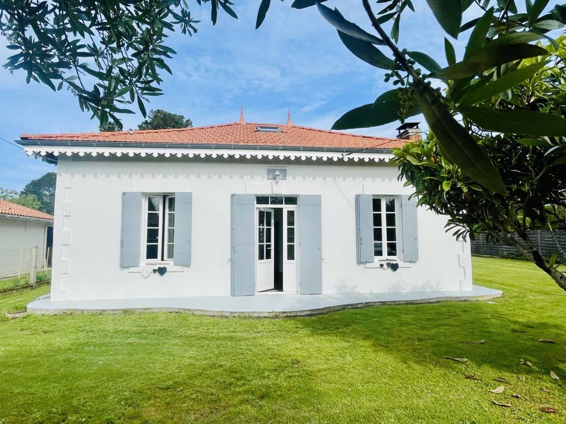 123 M² Huis ∙ 3 Slaapkamers ∙ 6 Gasten - Parentis-en-Born