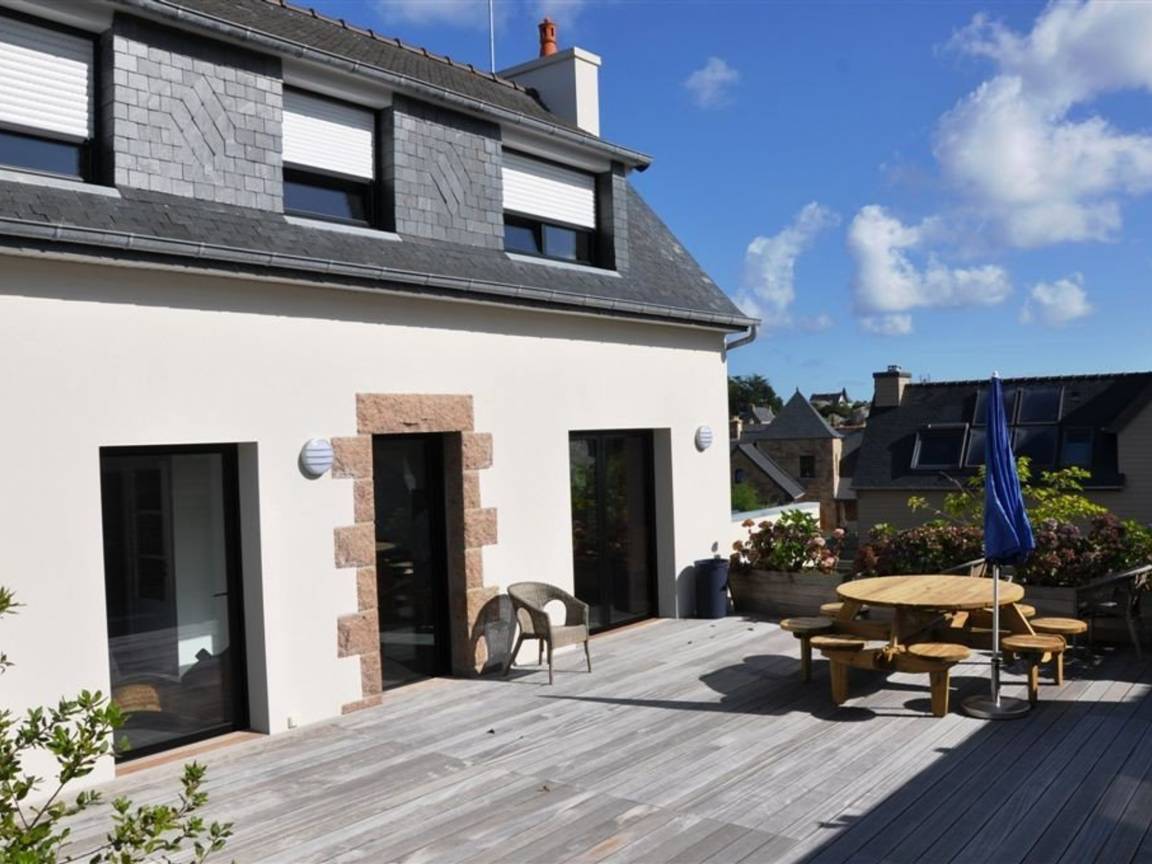 120 M² Maison De Vacances ∙ 4 Chambres ∙ 8 Personnes - Trégastel