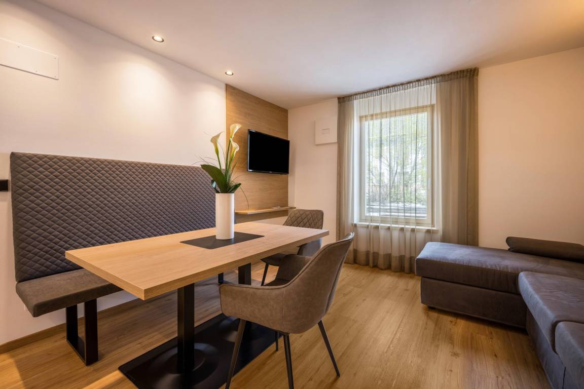 42 M² Apartment ∙ 1 Bedroom ∙ 4 Guests - Brixen