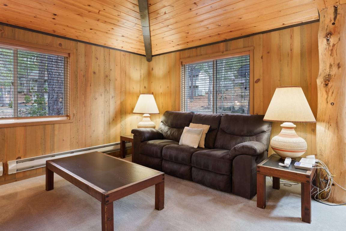 125 M² House ∙ 2 Bedrooms ∙ 6 Guests - Sunriver, OR