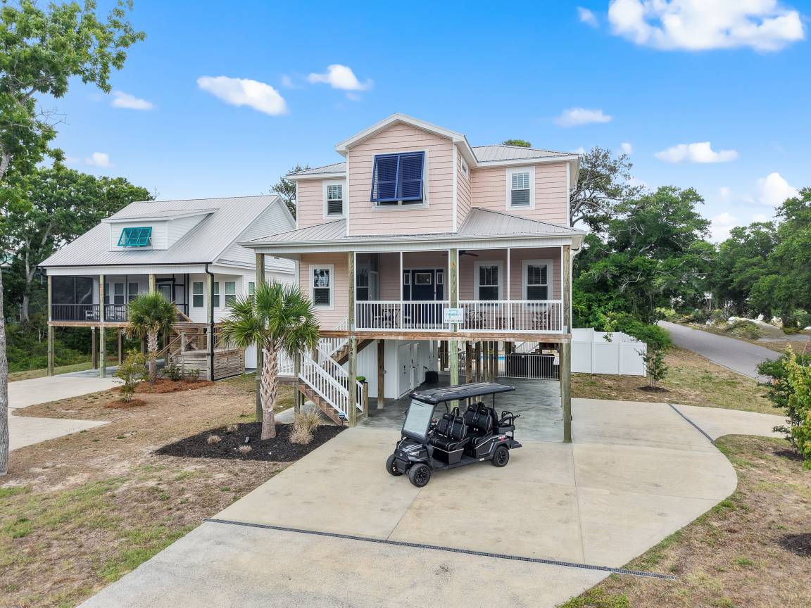Casa ∙ 3 Habitaciones ∙ 8 Huéspedes - Oak Island, NC