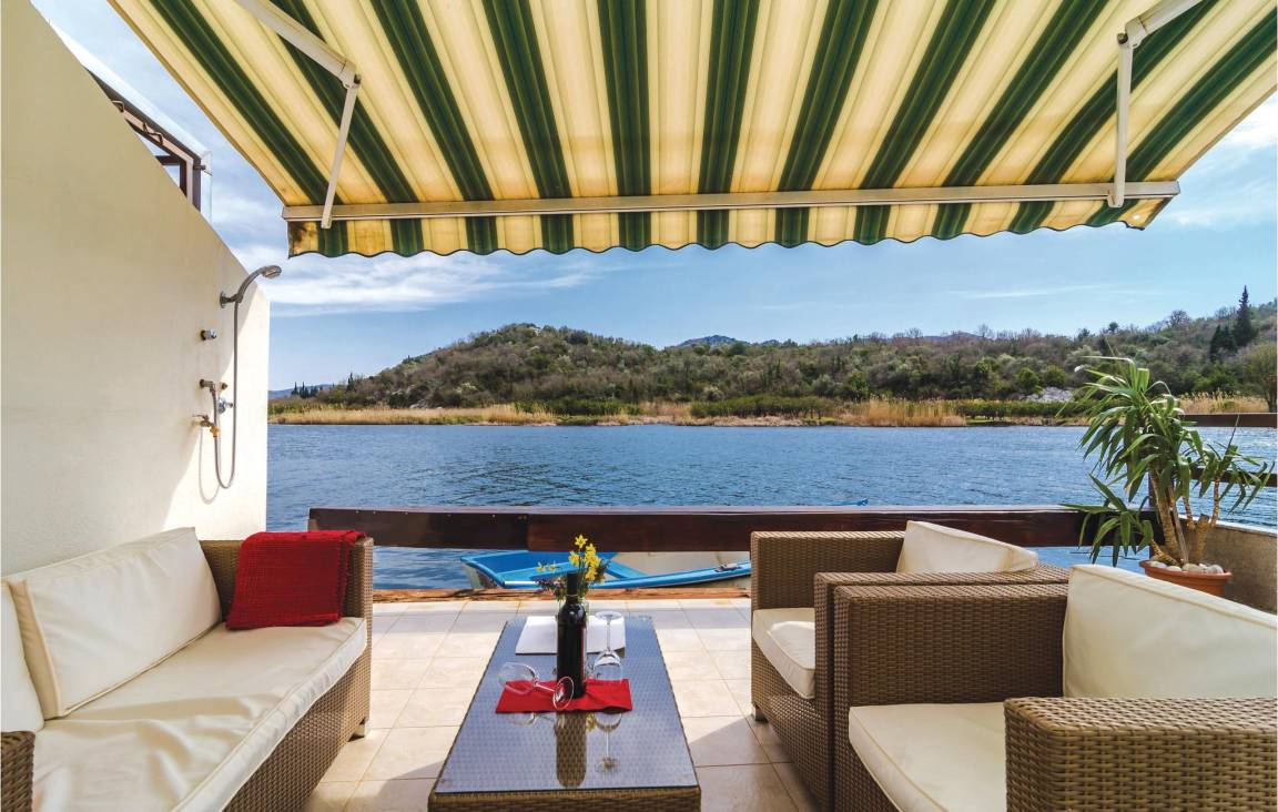 67 M² Dúplex ∙ 2 Habitaciones ∙ 5 Huéspedes - Duba