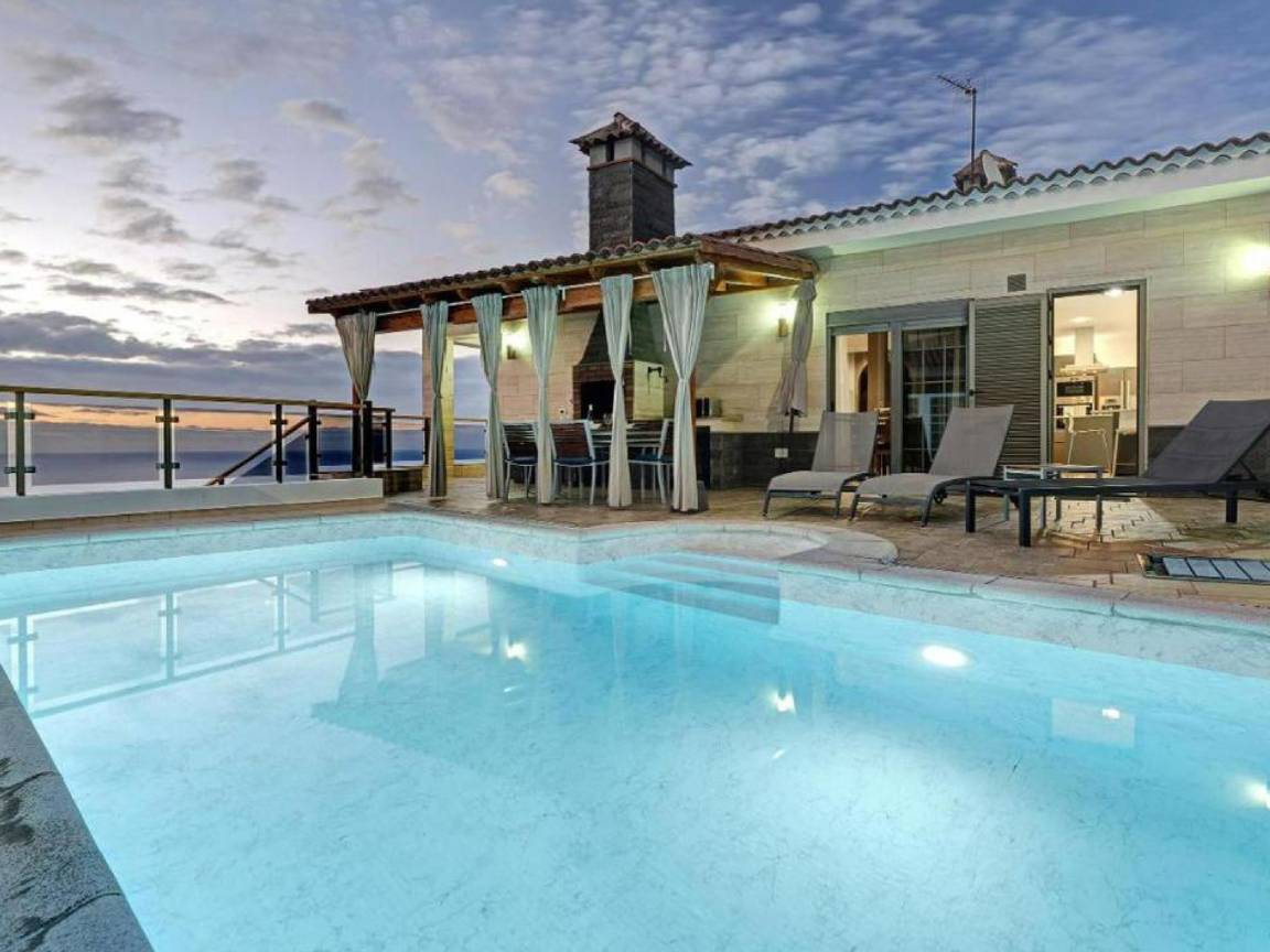 268 M² Huis ∙ 4 Slaapkamers ∙ 8 Gasten - Santa Úrsula