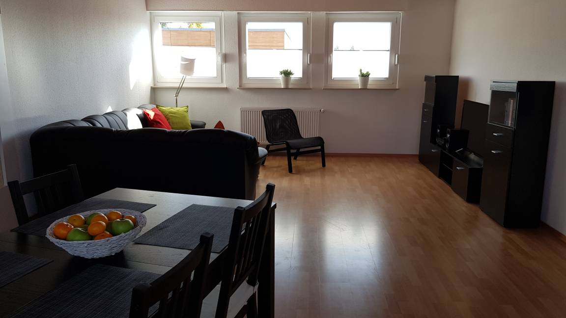 86 M² Apartment ∙ 2 Bedrooms ∙ 4 Guests - Oberursel