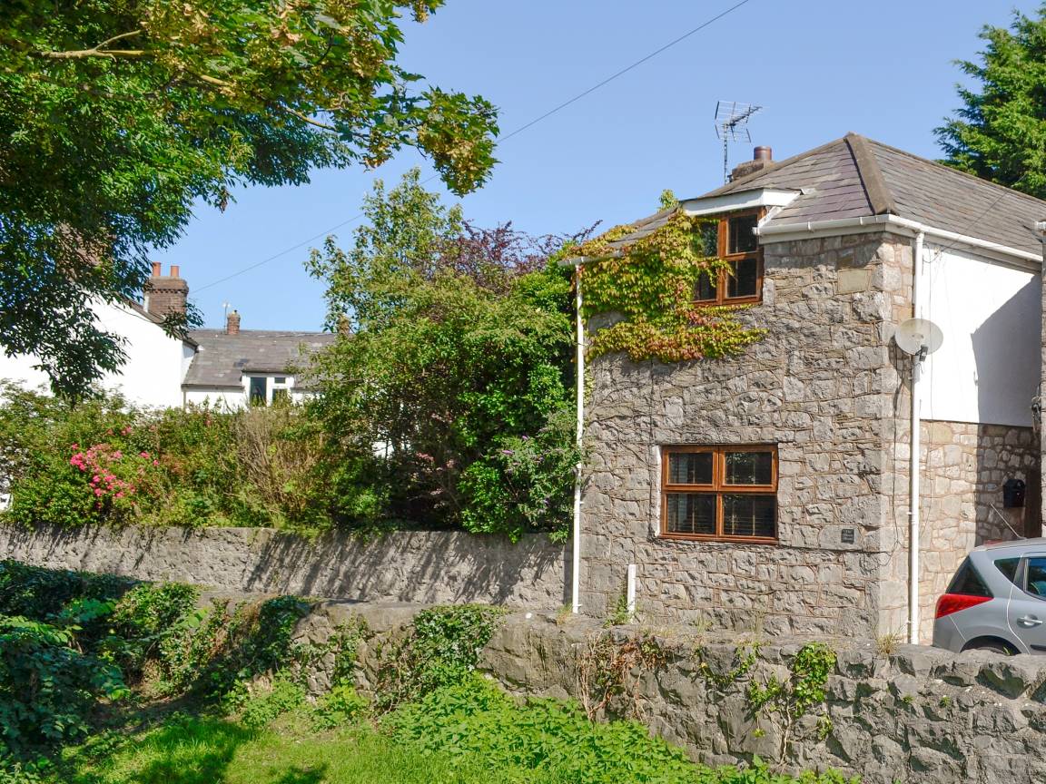 Cottage ∙ 2 Bedrooms ∙ 3 Guests - Rhyl