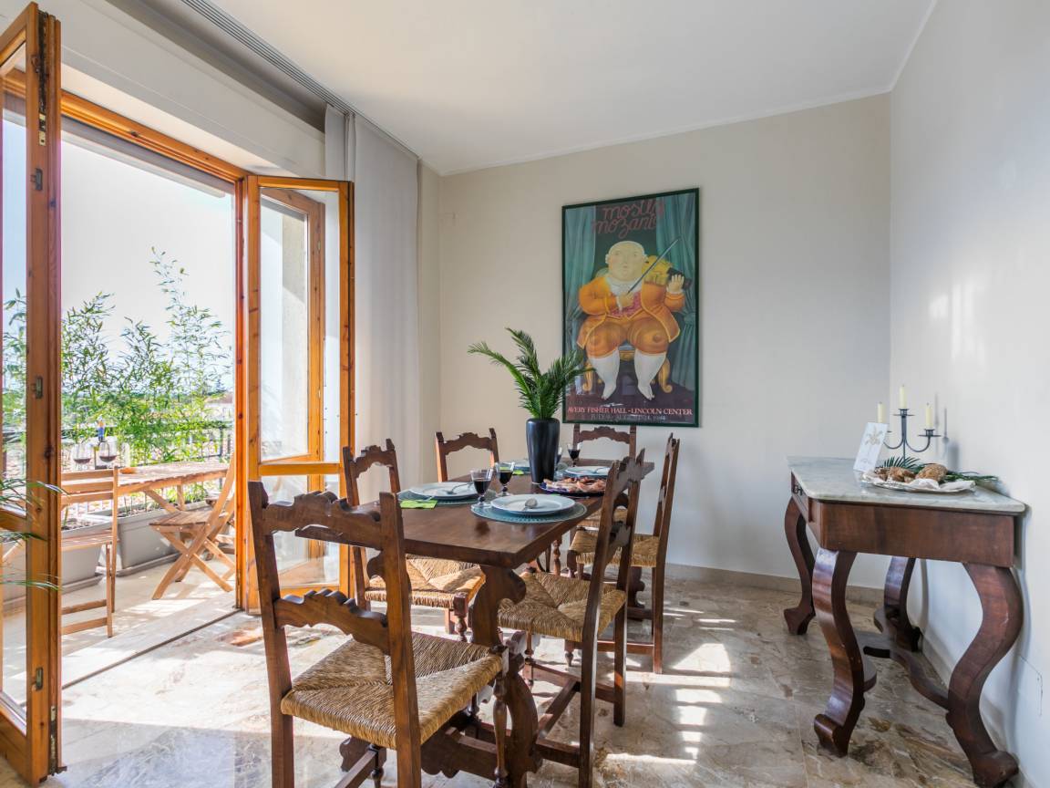 140 M² Apartment ∙ 3 Bedrooms ∙ 7 Guests - Cecina