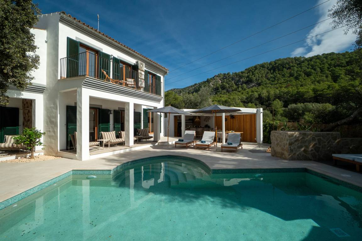 226 M² Villa ∙ 6 Bedrooms ∙ 8 Guests - Sa Pobla