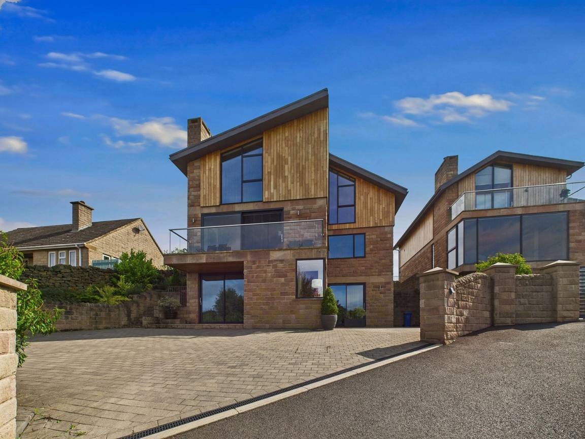 Cottage ∙ 5 Bedrooms ∙ 12 Guests - Chesterfield