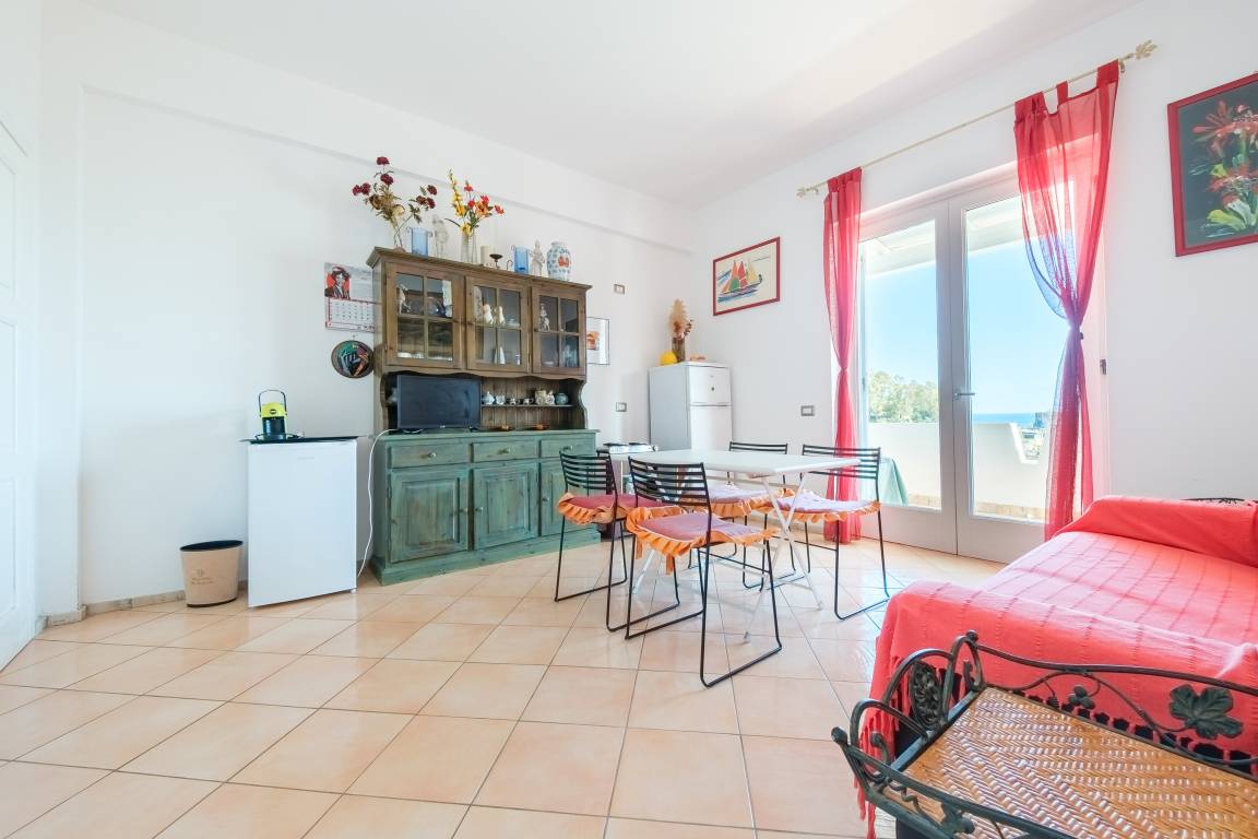 70 M² Apartment ∙ 3 Bedrooms ∙ 6 Guests - Lipari