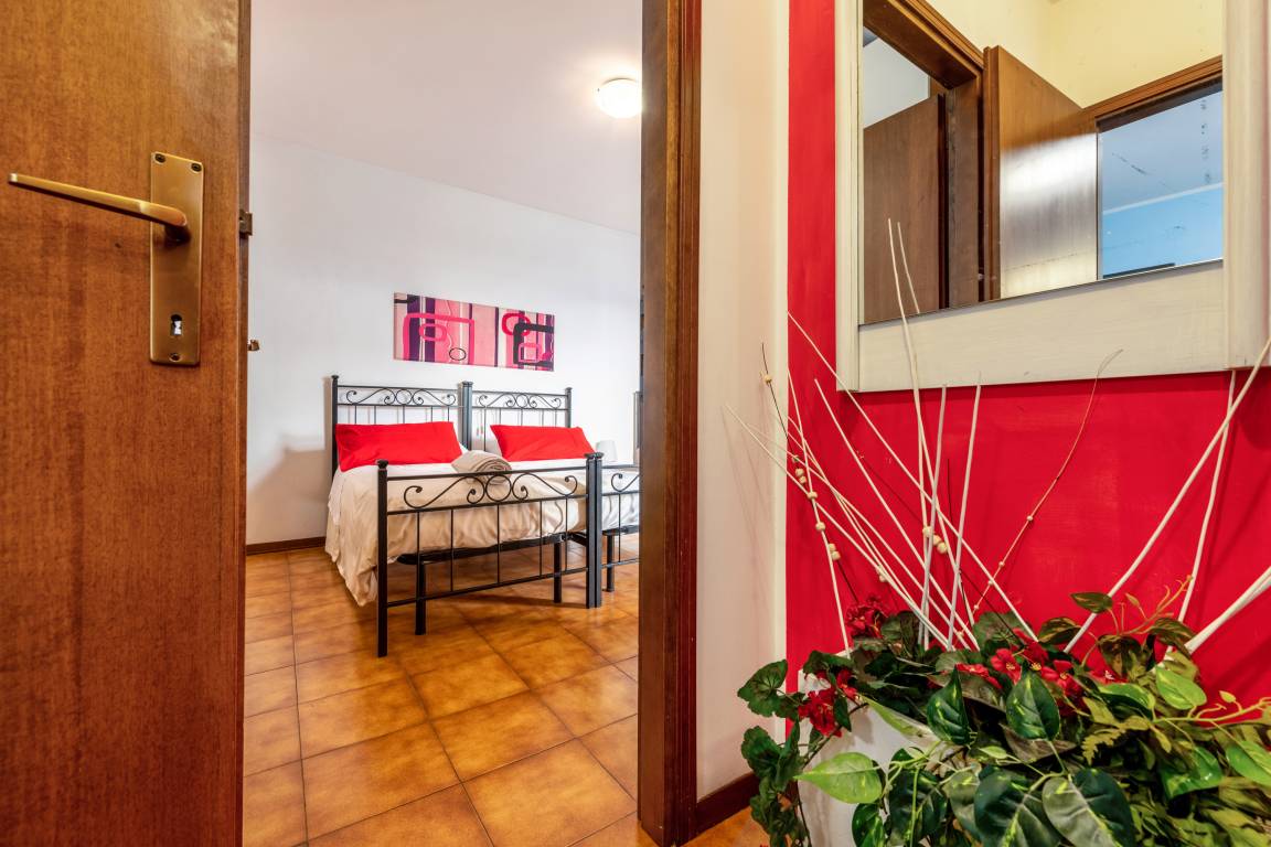 75 M² Apartamento ∙ 1 Quarto ∙ 5 Hóspedes - Bussolengo