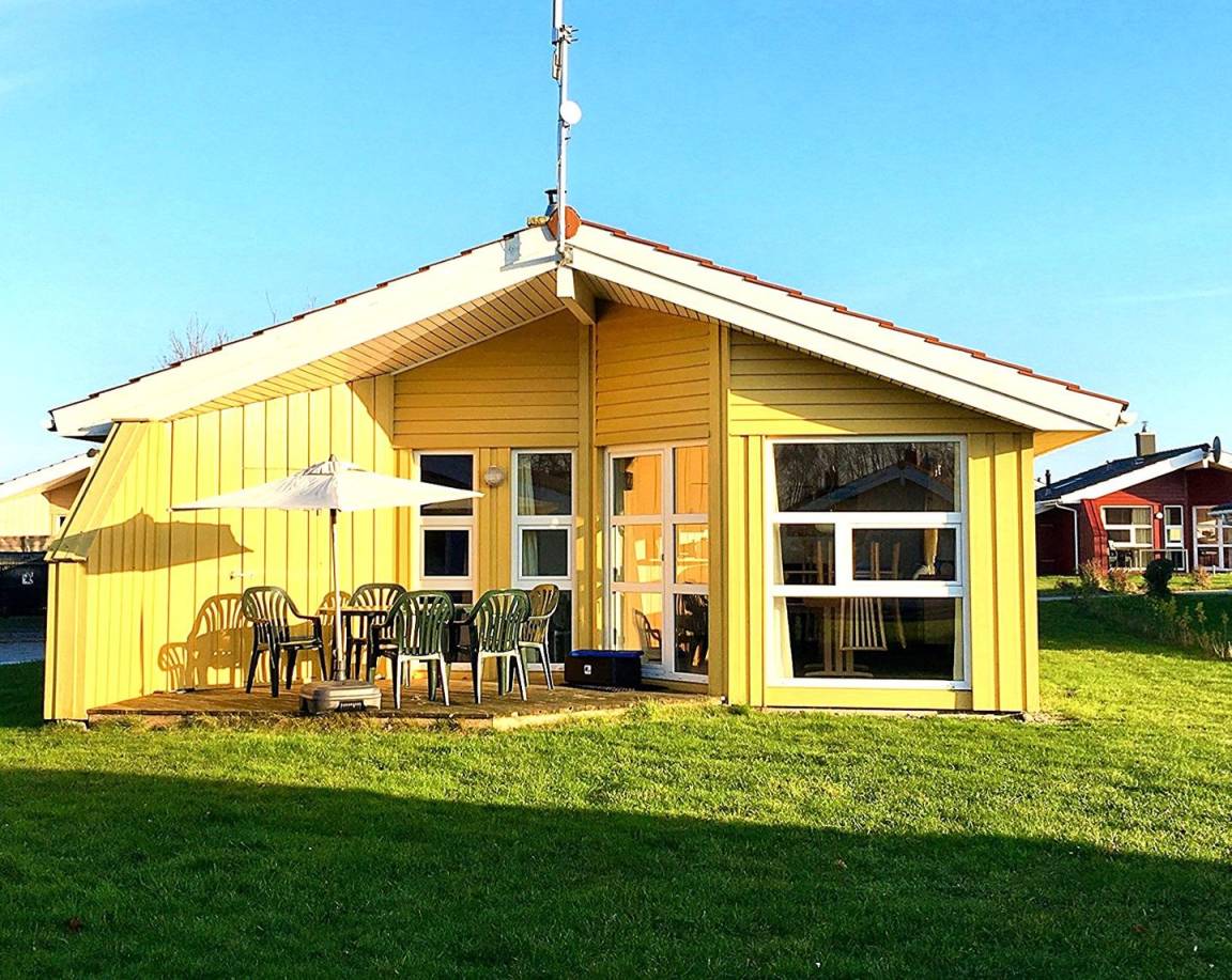 64 M² Ferienhaus ∙ 2 Schlafzimmer ∙ 4 Gäste - Ostsee