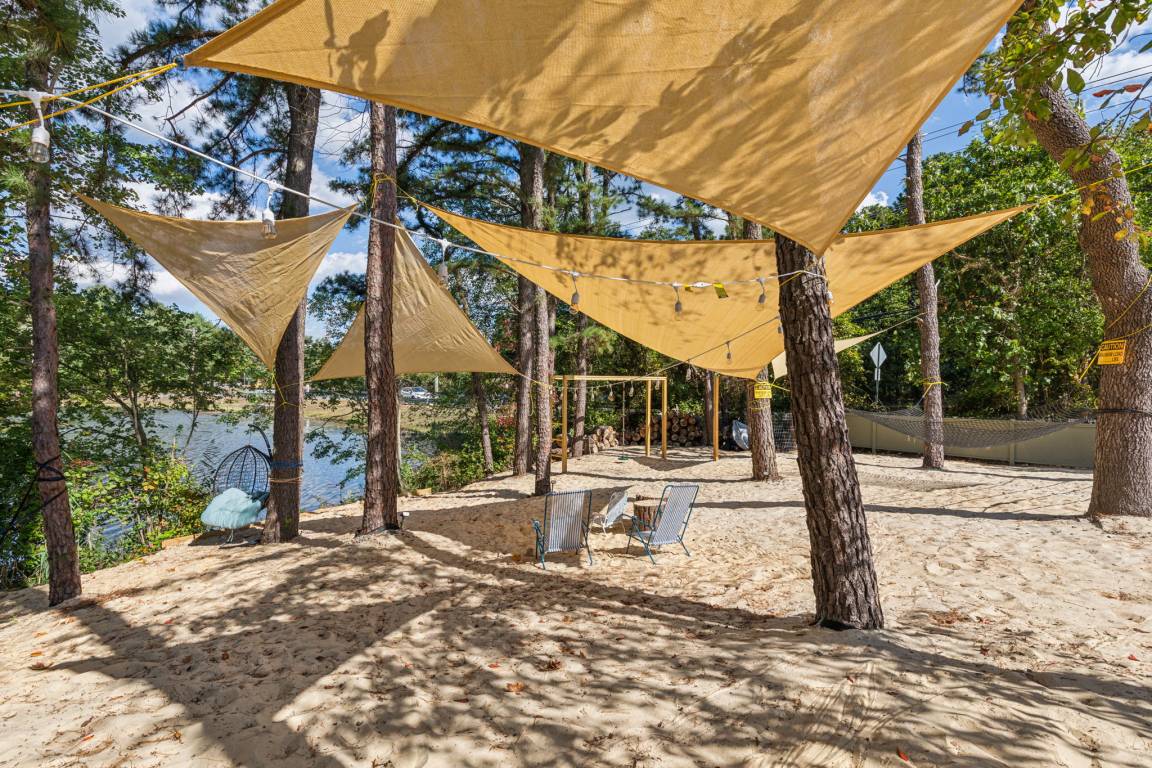 House ∙ 6 Bedrooms ∙ 14 Guests - New Jersey