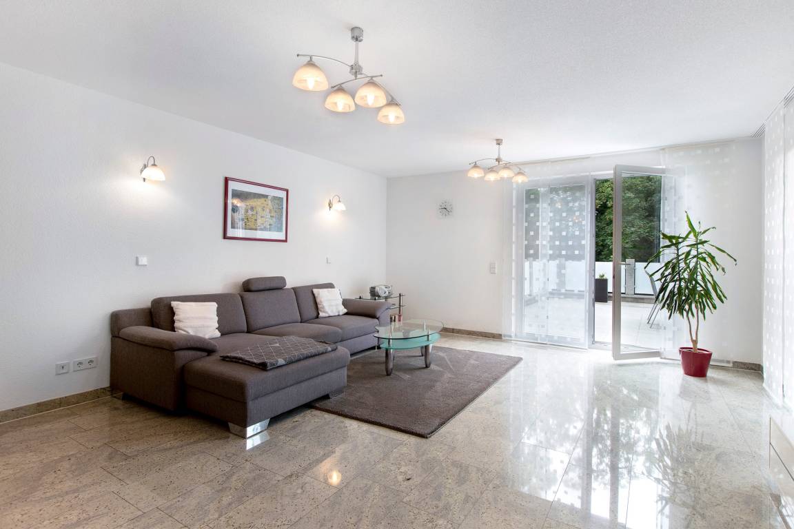 88 M² Apartamento ∙ 1 Quarto ∙ 4 Hóspedes - Lörrach