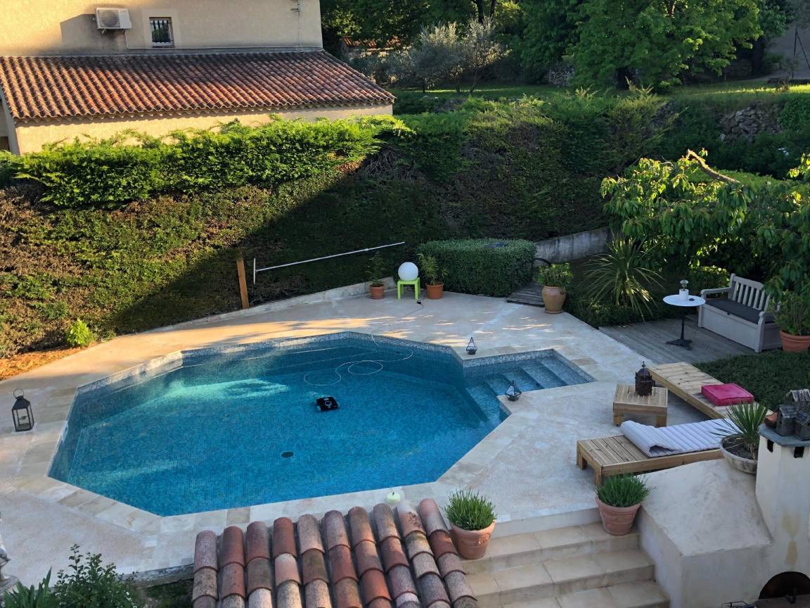 30 M² Appartement ∙ 1 Chambre ∙ 2 Personnes - La Bouilladisse