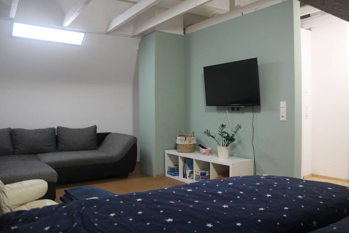 70 M² Ferienwohnung ∙ 1 Schlafzimmer ∙ 6 Gäste - Konstanz, Deutschland