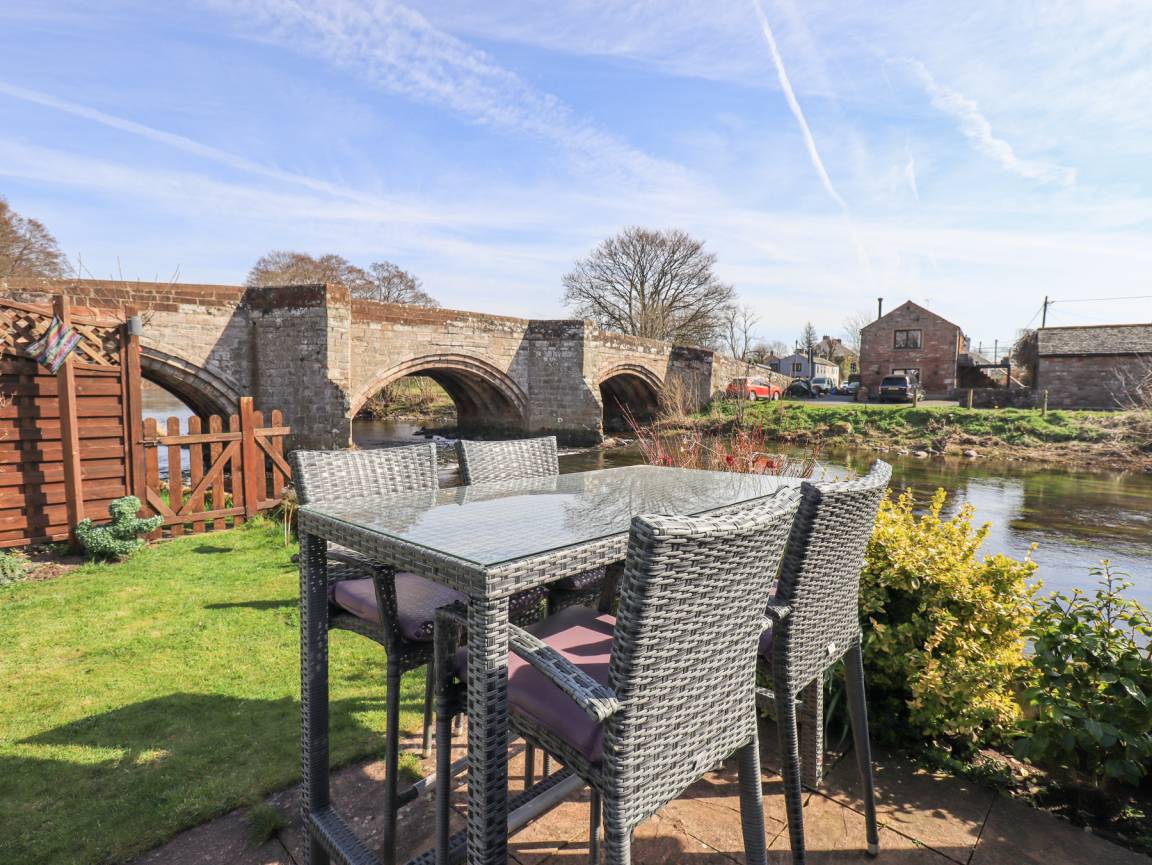 Cottage ∙ 2 Bedrooms ∙ 5 Guests - Penrith