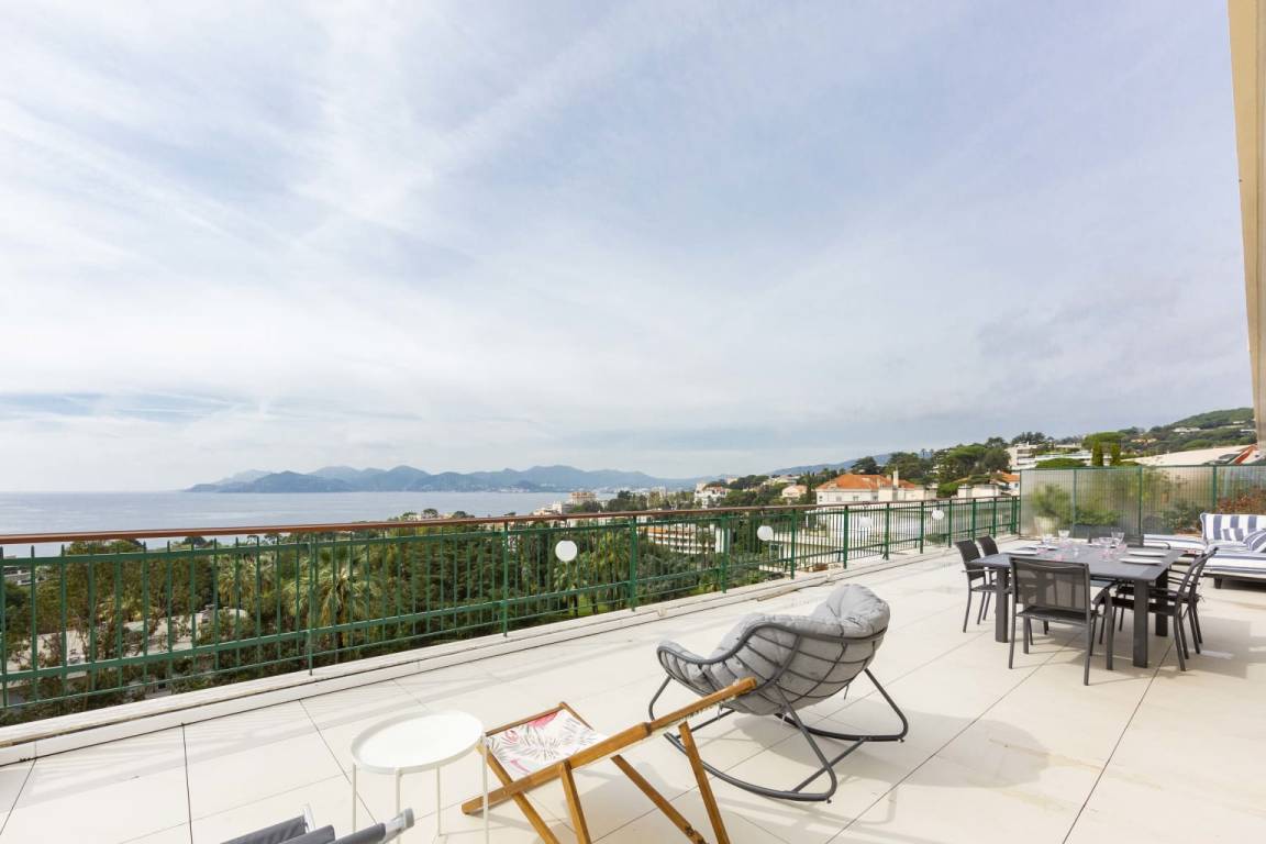 125 M² Condo ∙ 3 Bedrooms ∙ 6 Guests - Cannes