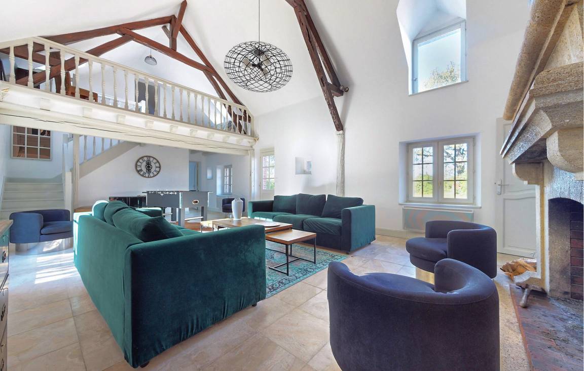 300 M² Maison De Vacances ∙ 6 Chambres ∙ 14 Personnes - Aubigny-sur-Nère