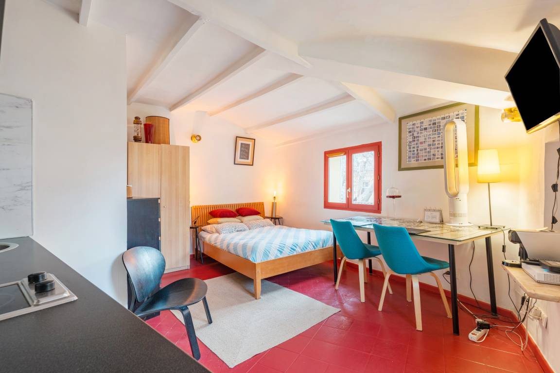 20 M² Studio ∙ 1 Chambre ∙ 2 Personnes - Gardanne