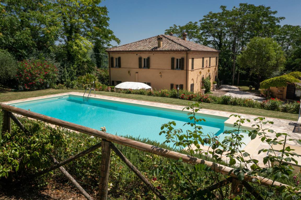 465 M² Villa ∙ 5 Habitaciones ∙ 10 Huéspedes - Pergola