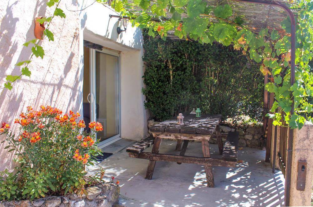 60 M² Gîte ∙ 2 Bedrooms ∙ 4 Guests - Moustiers-Sainte-Marie