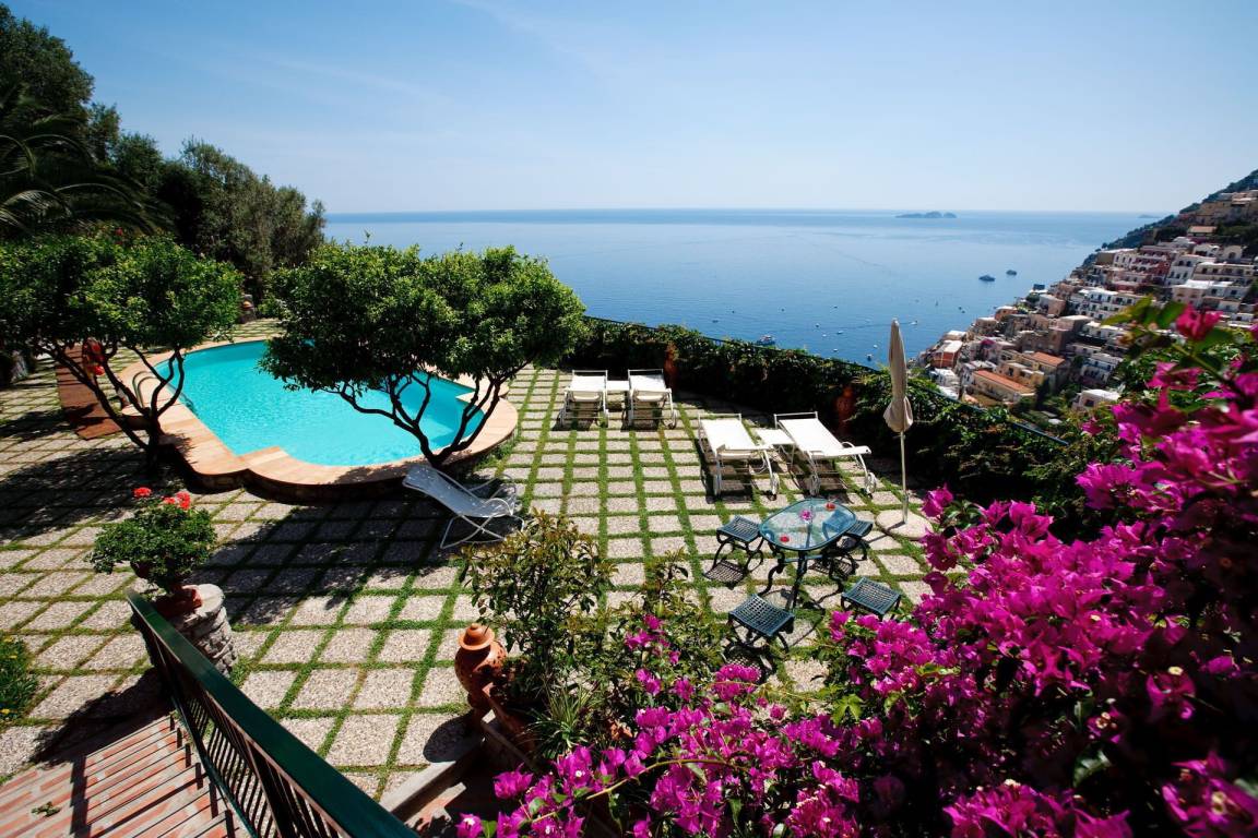 Villa ∙ 8 Bedrooms ∙ 16 Guests - Positano
