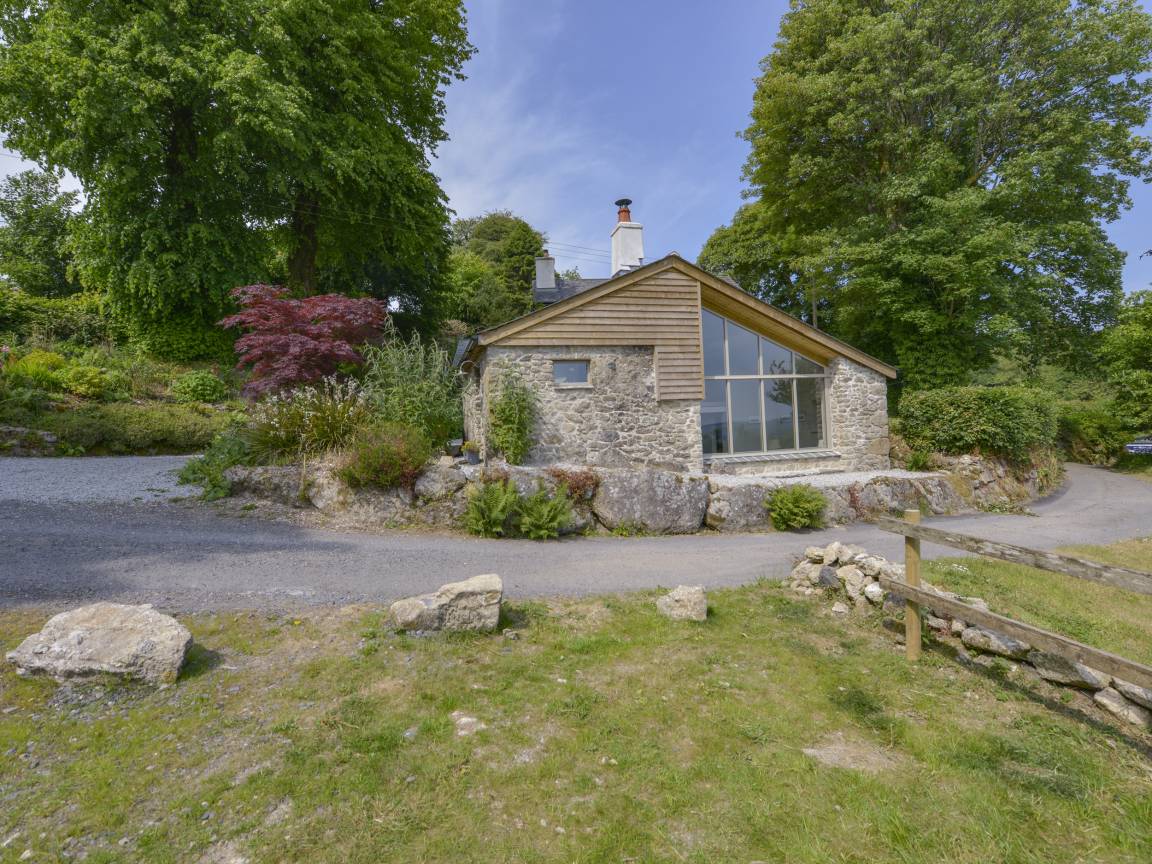 Cottage ∙ 1 Bedroom ∙ 2 Guests - Lustleigh