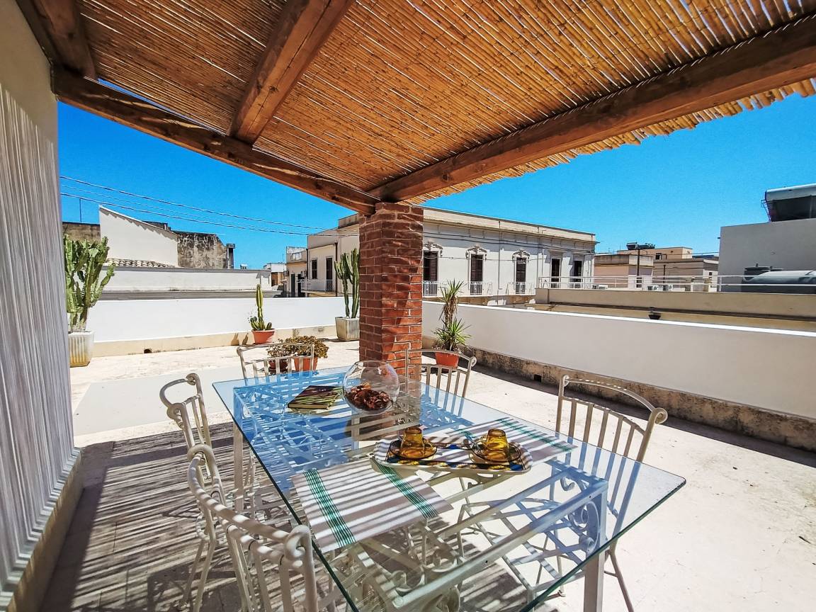 60 M² Casa Vacanza ∙ 1 Camera Da Letto ∙ 2 Ospiti - Avola