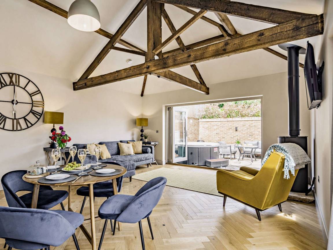 Cottage ∙ 2 Bedrooms ∙ 4 Guests - Driffield