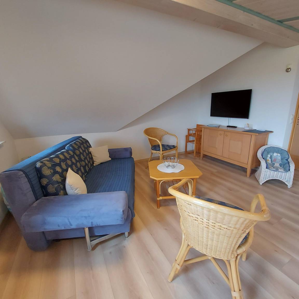 80 M² Ferienwohnung ∙ 2 Schlafzimmer ∙ 5 Gäste - Gersfeld (Rhön)
