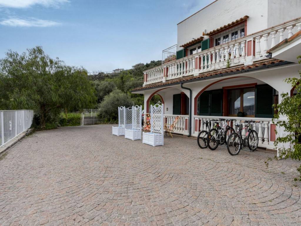 60 M² Appartement ∙ 1 Slaapkamer ∙ 5 Gasten - Imperia