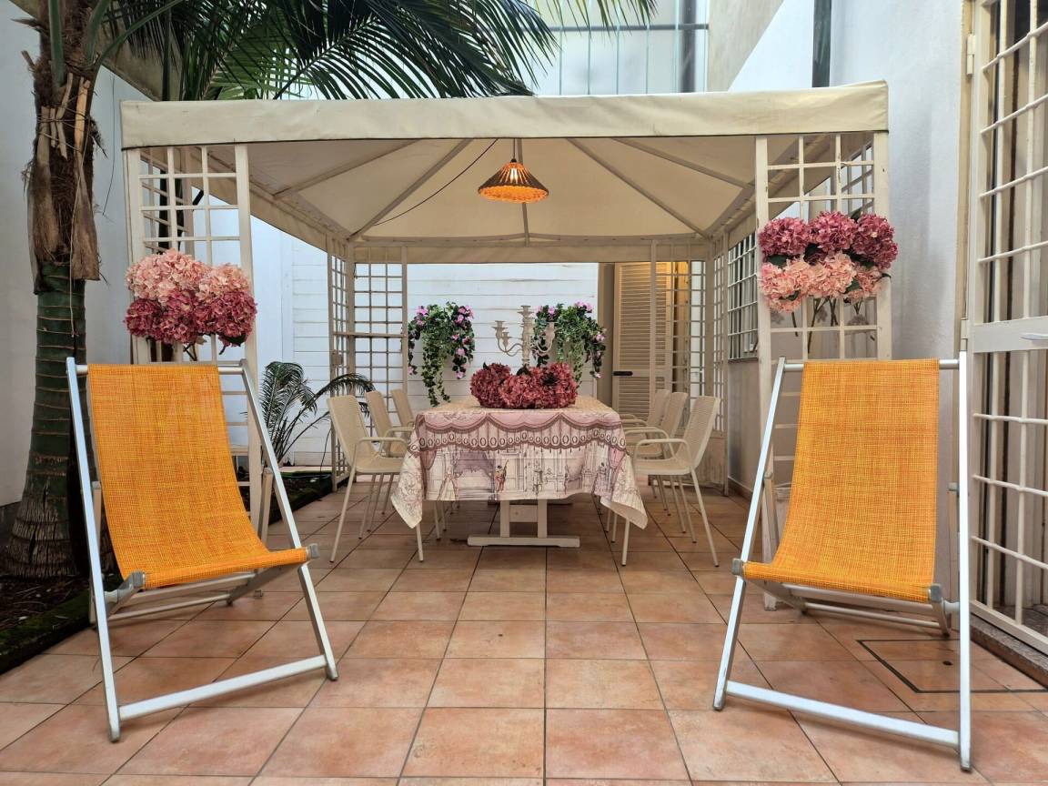 100 M² Apartamento ∙ 3 Quartos ∙ 6 Hóspedes - Viareggio