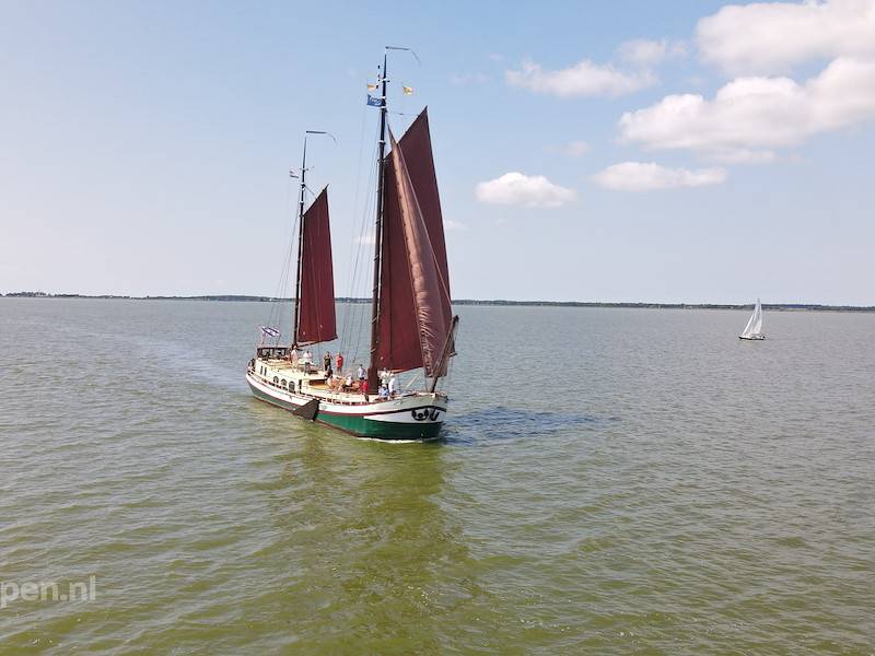 Huis ∙ 13 Slaapkamers ∙ 24 Gasten - Heerenveen