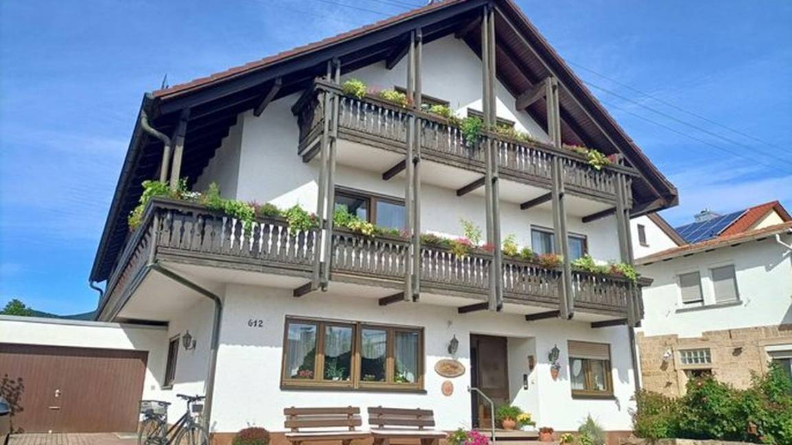 21 M² Hotel ∙ 1 Schlafzimmer ∙ 2 Gäste - Burrweiler