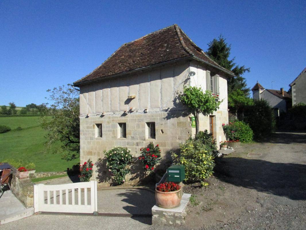 57 M² Gîte ∙ 2 Chambres ∙ 5 Personnes - Carennac