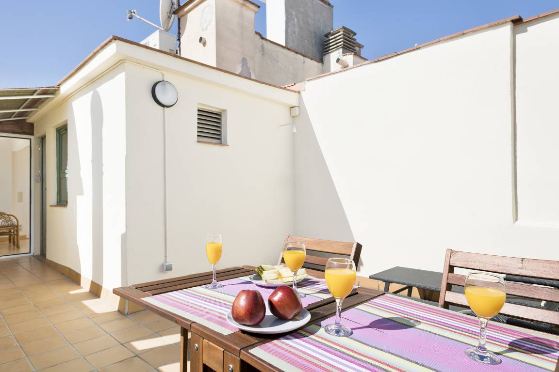 40 M² Apartamento ∙ 1 Habitación ∙ 2 Huéspedes - Badalona