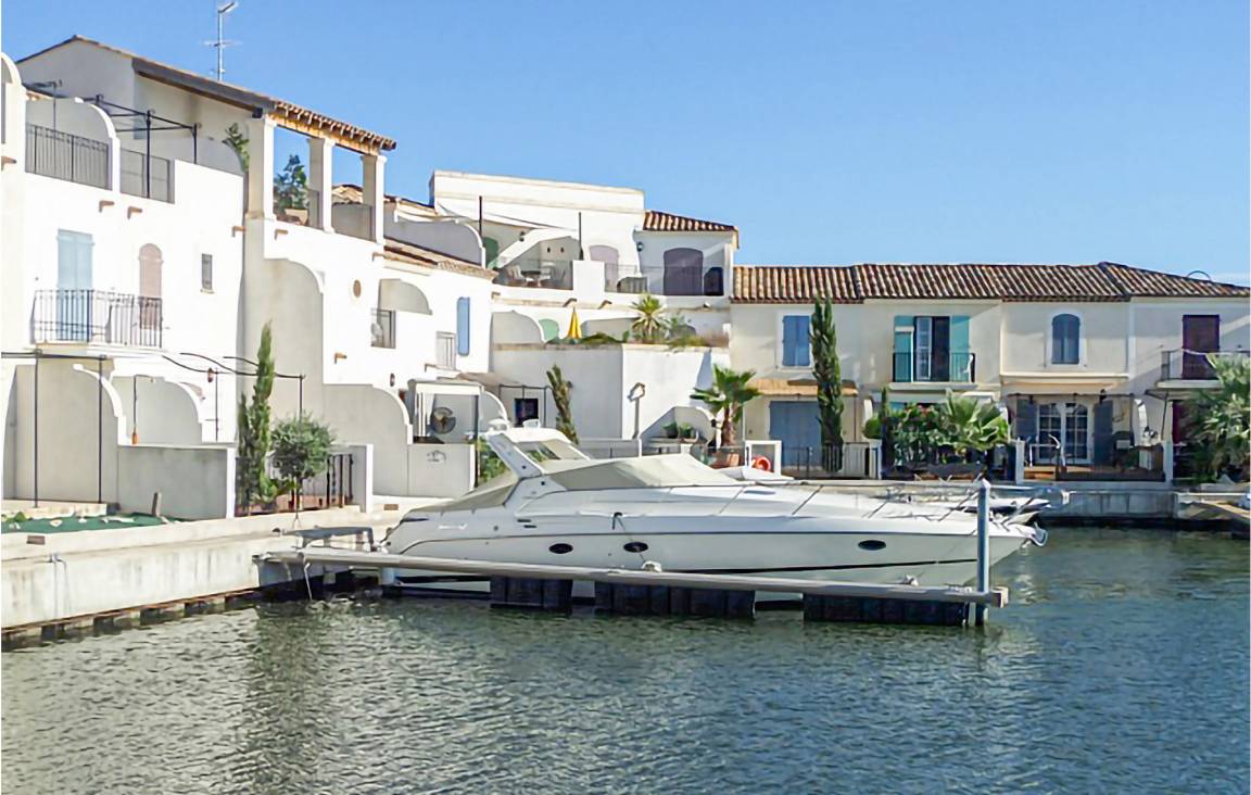 70 M² Duplex ∙ 2 Chambres ∙ 4 Personnes - Saint-Laurent-d'Aigouze