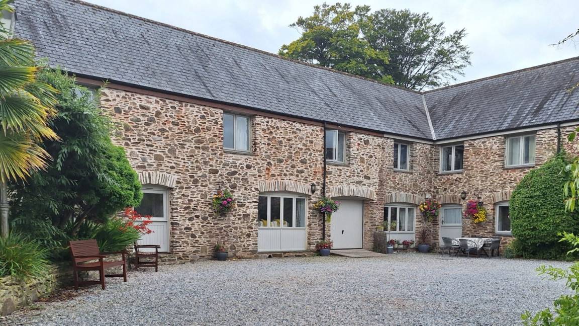 185 M² Cottage ∙ 4 Bedrooms ∙ 8 Guests - Torcross