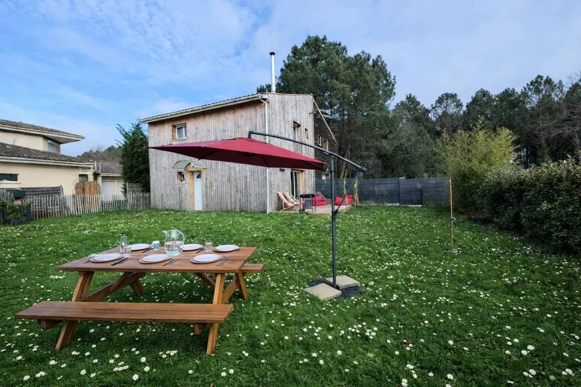 70 M² Ferienhaus ∙ 3 Schlafzimmer ∙ 5 Gäste - Hourtin